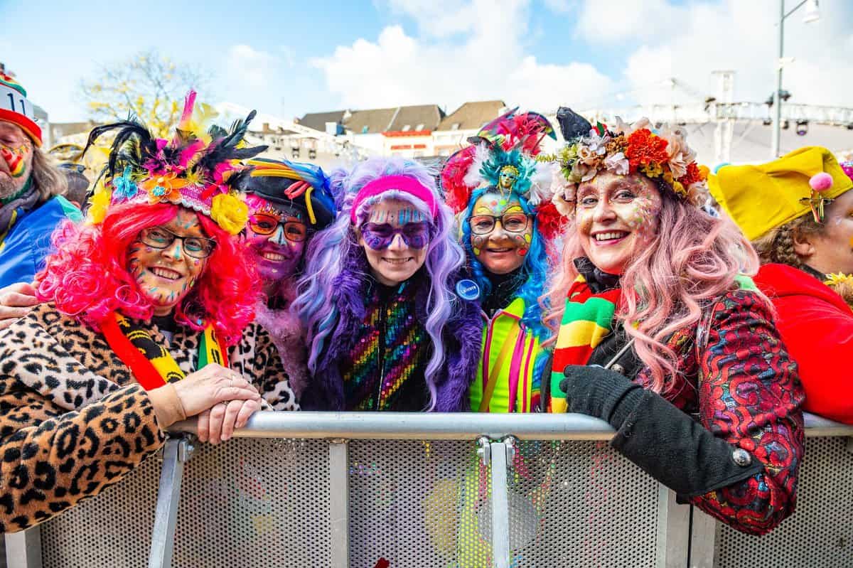 Vastelaovend 2026: carnaval in Limburg - Carnavalsfan.nl